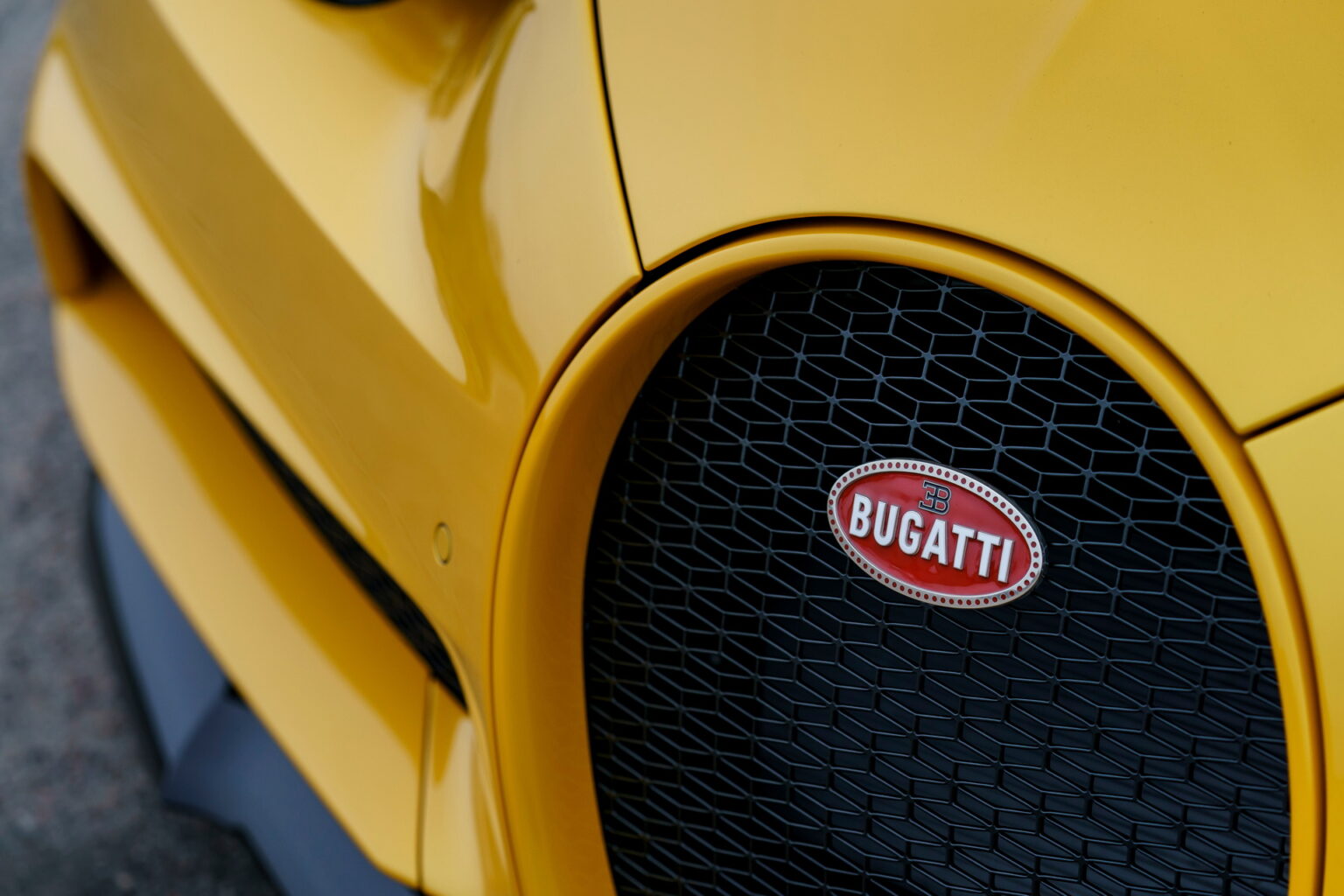 The History Of Black And Yellow Bugattis Stretches Back To Ettore ...