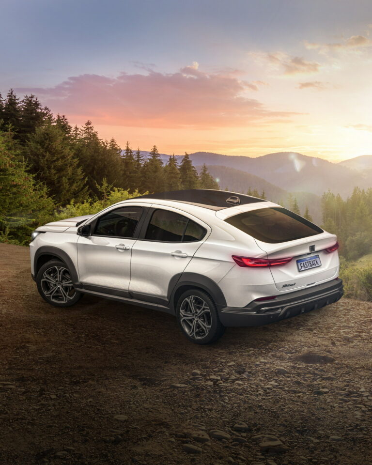 Fiat Fastback Breaks Cover As A Coupe-SUV For South America | Carscoops