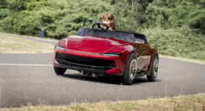 Firefly Sport Is A Tiny EV For Kids That Handles Like A Road Car ...