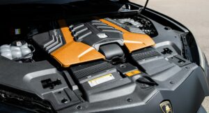 G-Power Waves The Italian Flag With 780 HP Take On The Lamborghini Urus ...