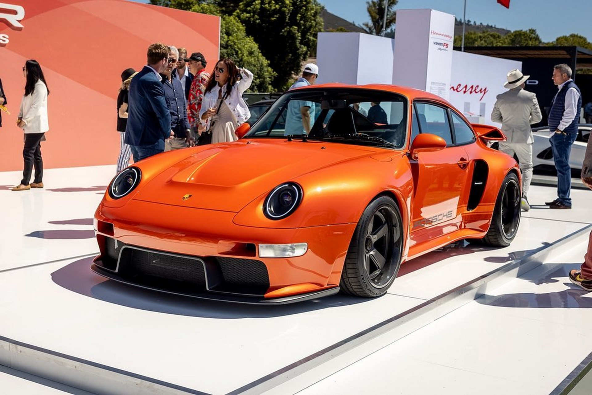 Gunther Werks Project Tornado Is A Carbon-Bodied Porsche 993 Turbo ...