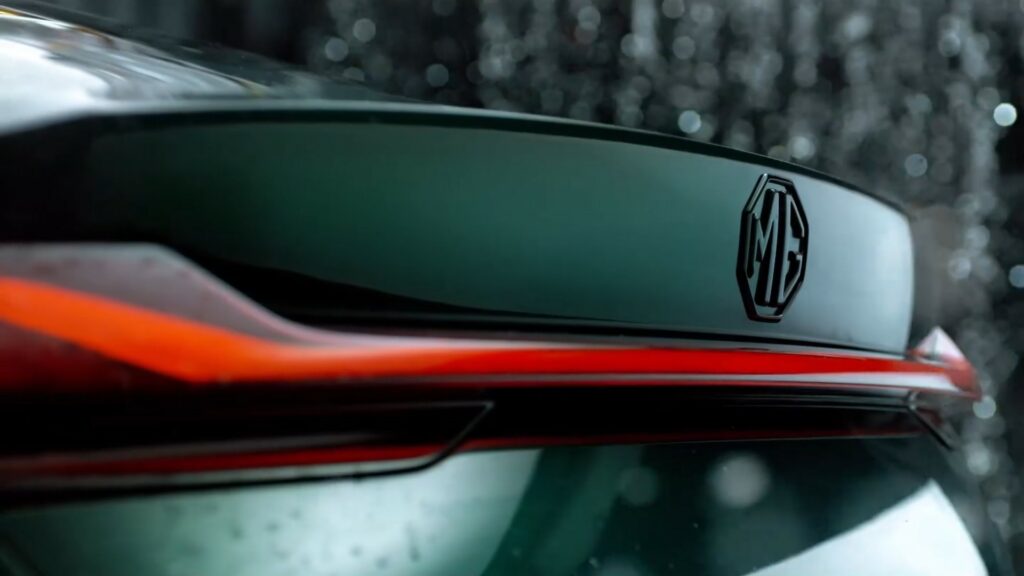 MG7 Flagship Sedan Previewed In China As The First Member Of The Black ...