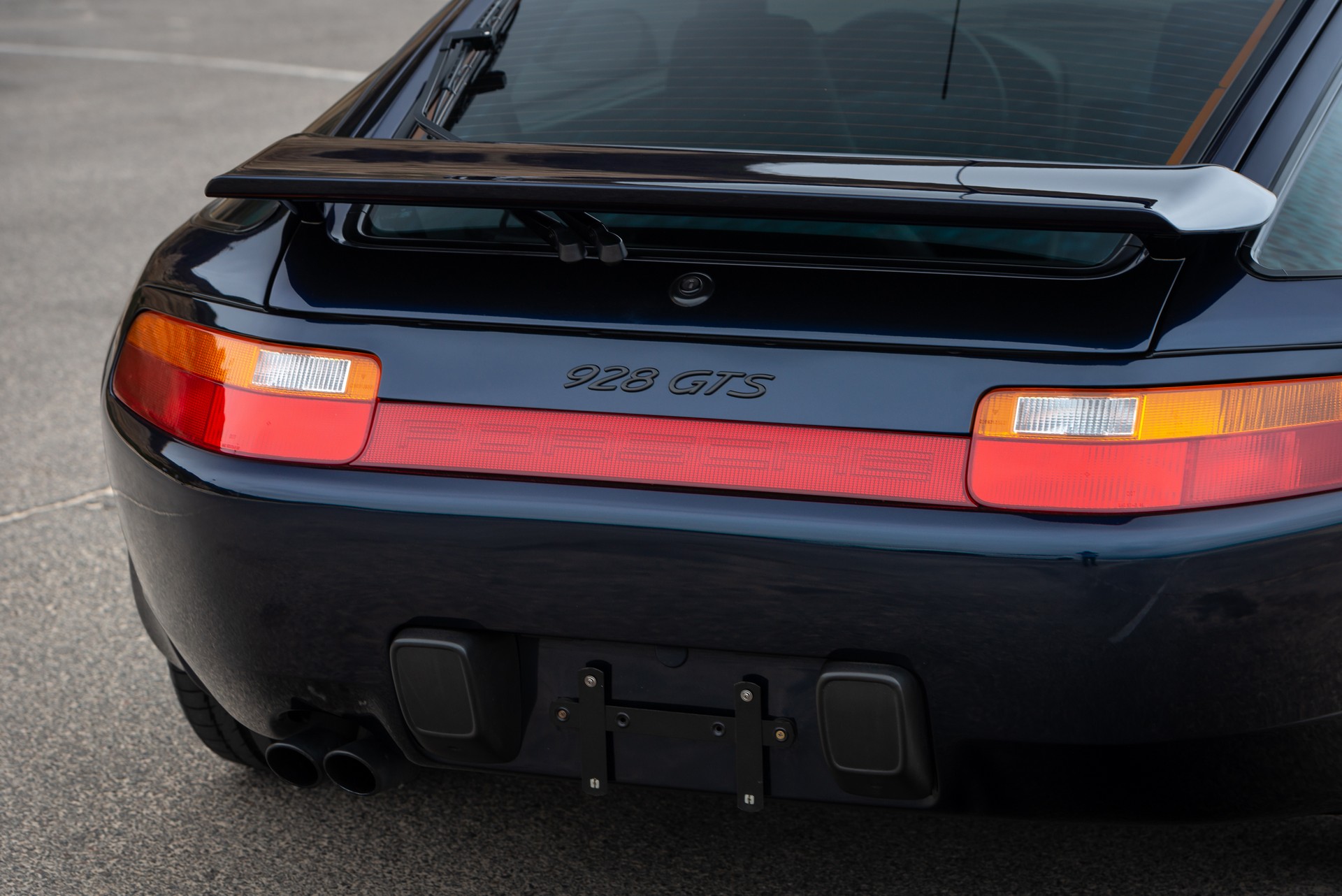 Manual Porsche 928 GTS Will Make You Want To Shift Back To The 1990s ...