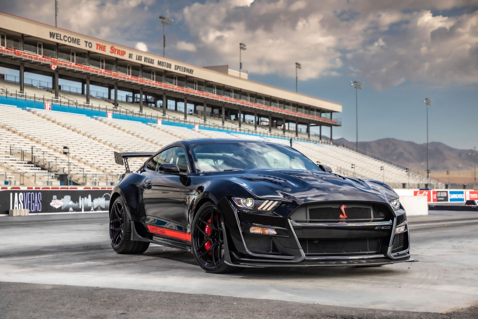 Shelby’s 1,300 HP GT500 Code Red Runs 1/4 Mile In Insane 8.59 Seconds ...