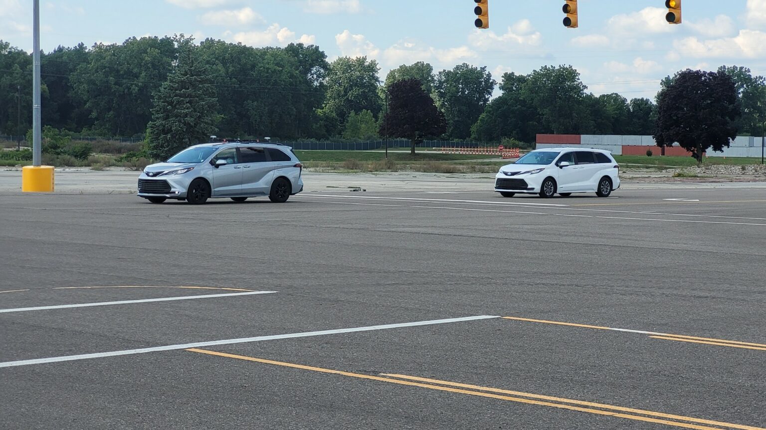 Toyota Plays Follow The Leader With Autonomous, Hitchless Towing Tech ...