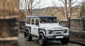 Land Rover Defender 110 Wide-Track By Chelsea Truck Company Looks Like ...