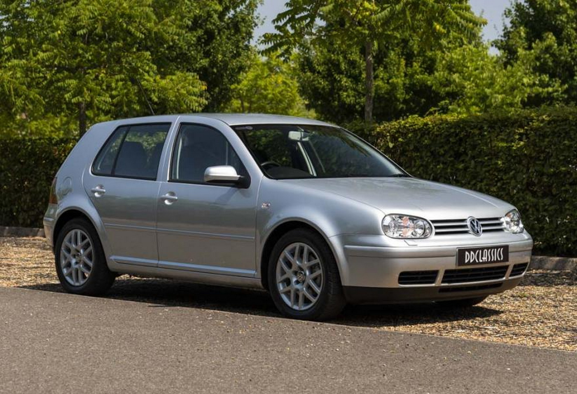 Ride Like It s 2001 With This Low Mileage VW Golf Mk4 GTI Carscoops Ride Like It s 2001 With This Low Mileage VW Golf Mk4 GTI Carscoops