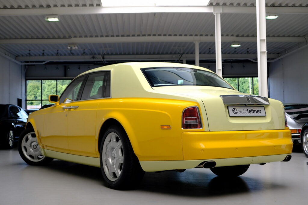 Bespoke Two-Tone Yellow Rolls-Royce Phantom Looks Like The World’s Most ...