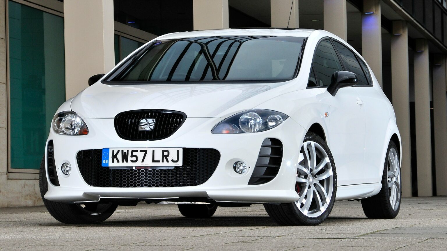 Cupra Offers Authenticity Pack For The UK-Specific 2008 Seat Leon Cupra ...