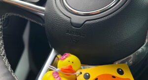 Ducking Huge! Jeep Bringing The World's Largest Rubber Duck To Detroit ...