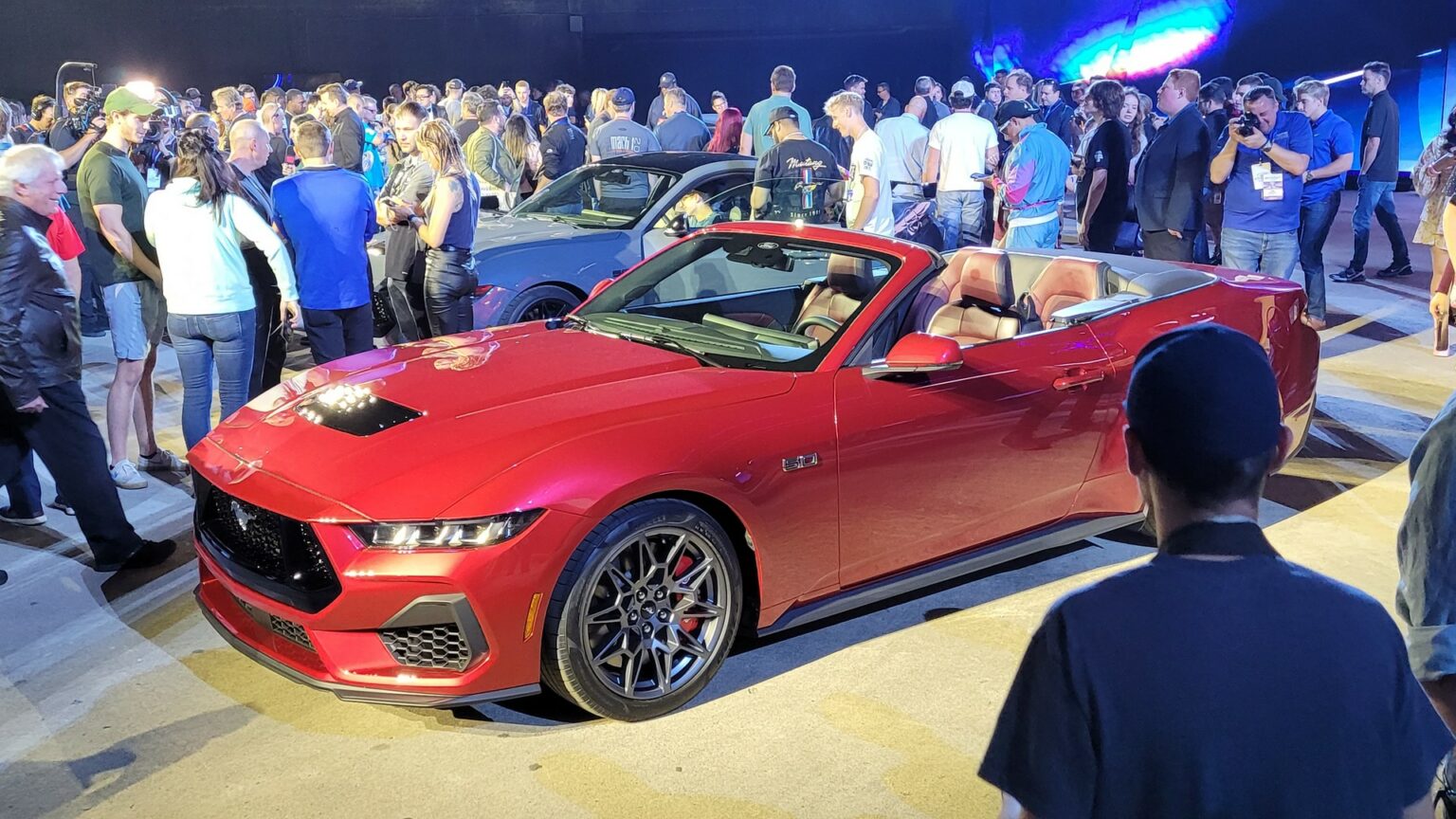 Stellantis, GM, And Ford Bringing 6 New Cars To 2023 Detroit Auto Show ...