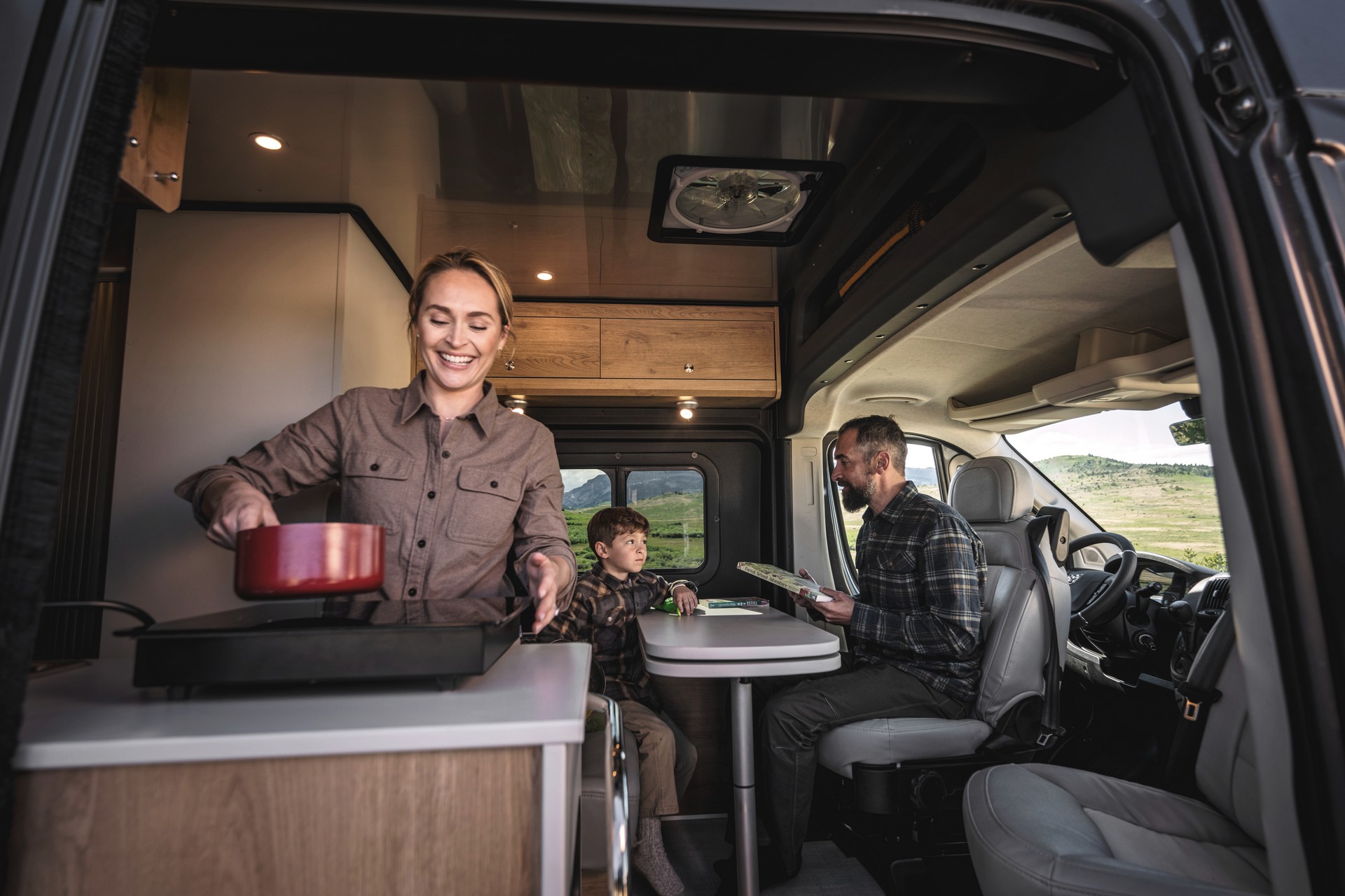 Airstream Rangeline Debuts As An ‘Affordable’ Ram-Based Camper Van That ...