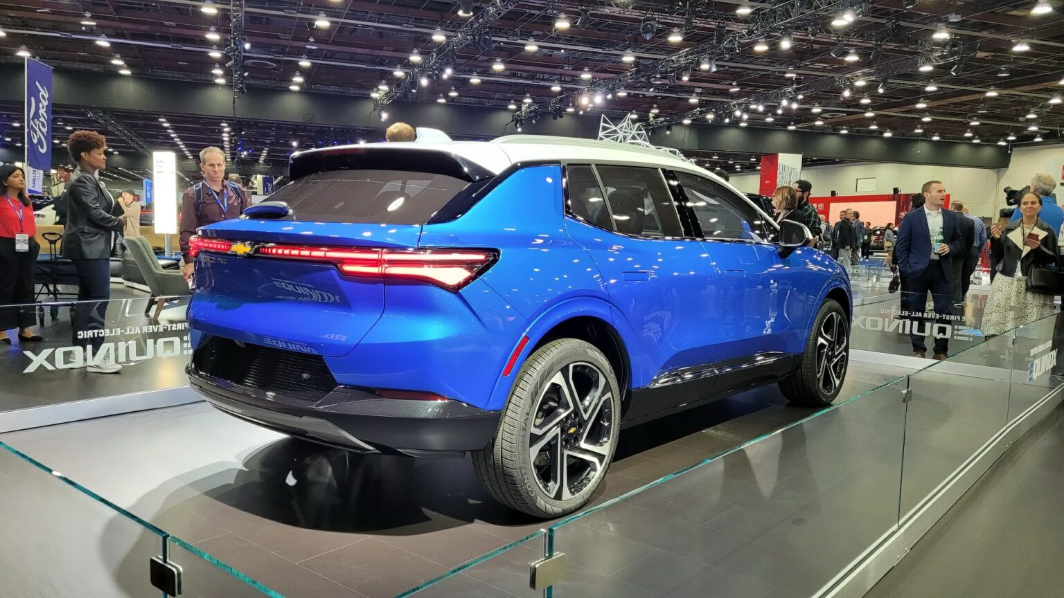 The 2024 Chevrolet Equinox EV Is The Affordable Electric Crossover We ...