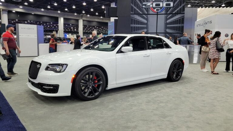 2023 Chrysler 300C Eschewed Hellcat Power Because There Aren’t Enough Engines To Go Around ...