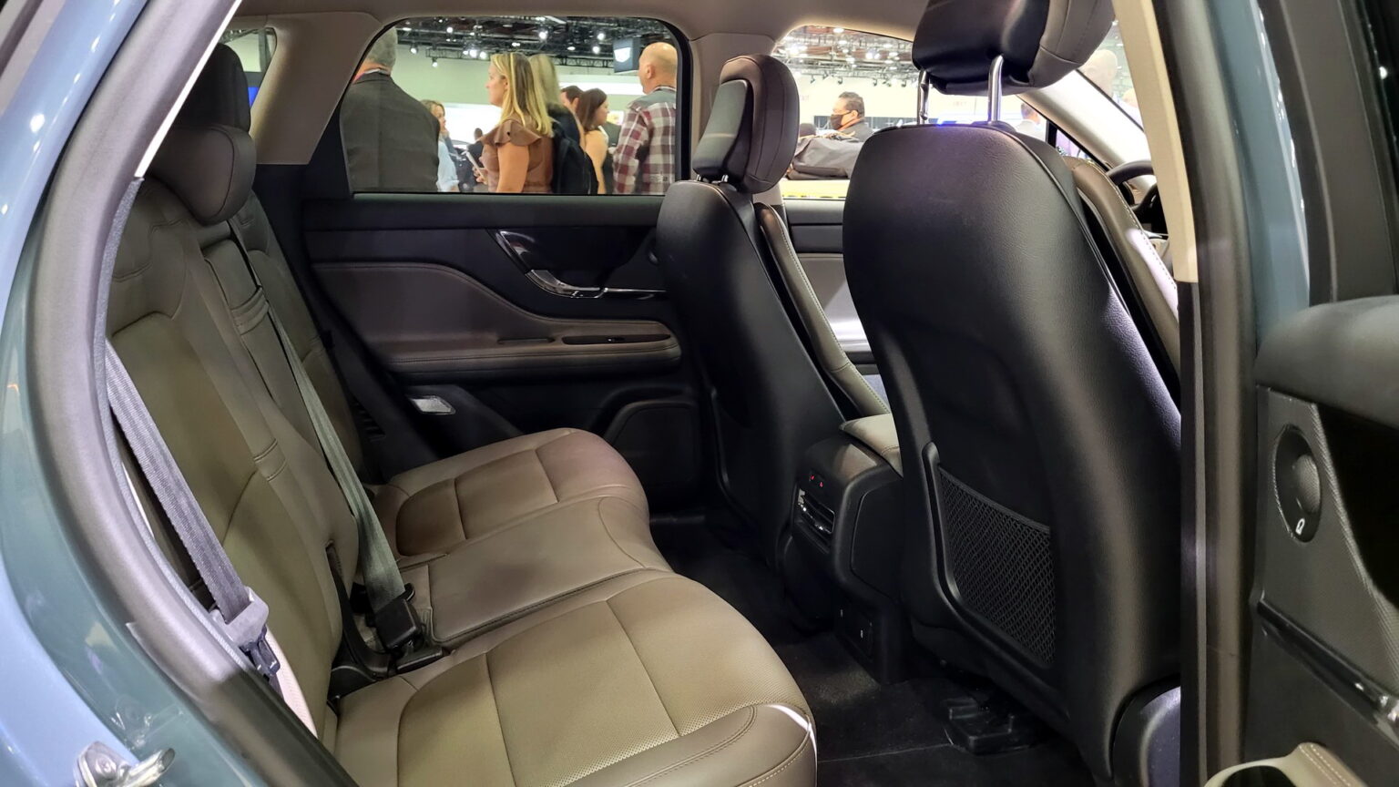 2023 Lincoln Corsair Gains Bigger Grille And Hands-Free Driving Tech ...