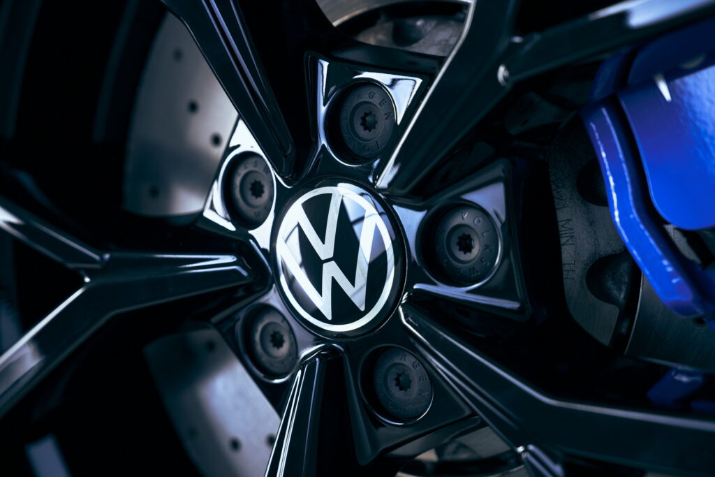 VW Golf R 20th Anniversary Special Edition Revealed For North America ...