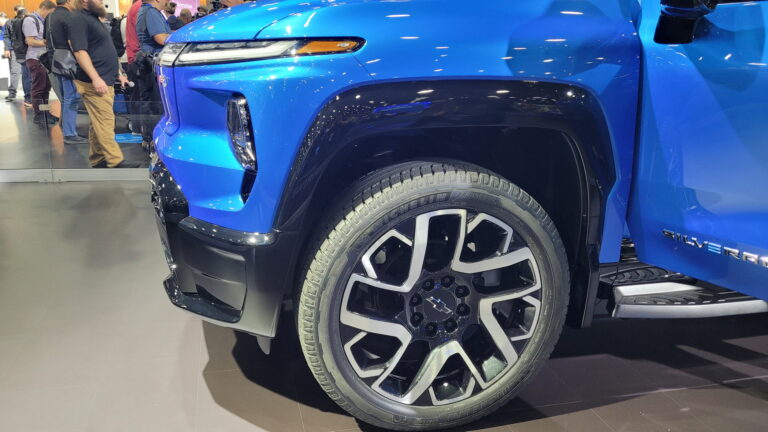 Live Photos Of The 2024 Chevrolet Silverado RST EV Straight From Motor ...