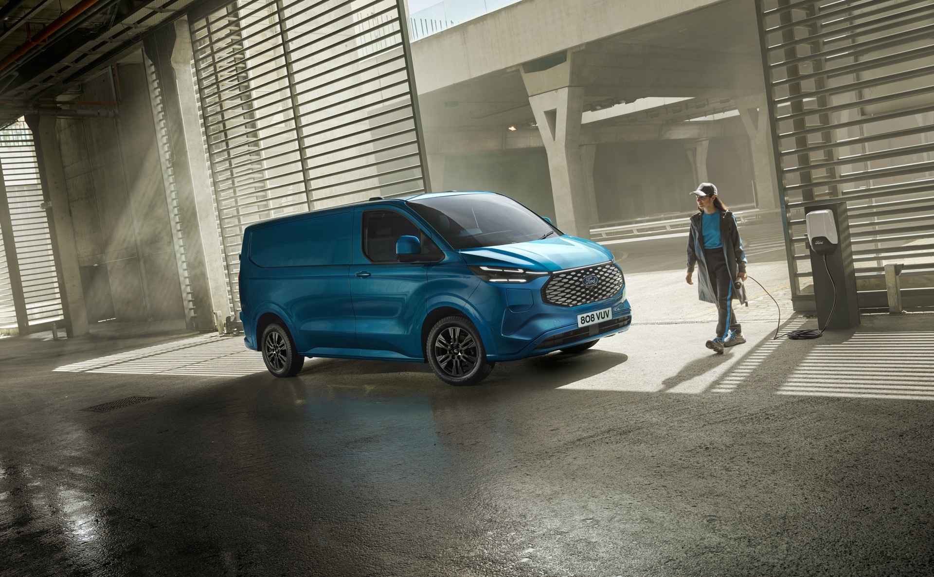 2024 Ford E-Transit Custom To Offer 236 Miles Of Range And A “Mobile ...