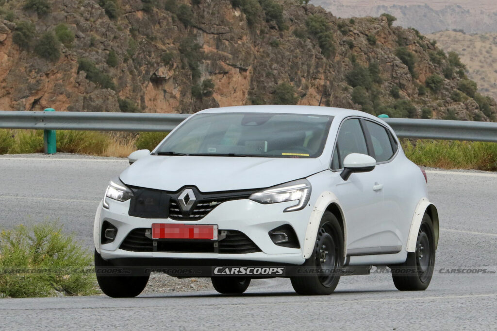 2024 Renault 5 Mule Spied, Previews An Affordable Electric City Car ...