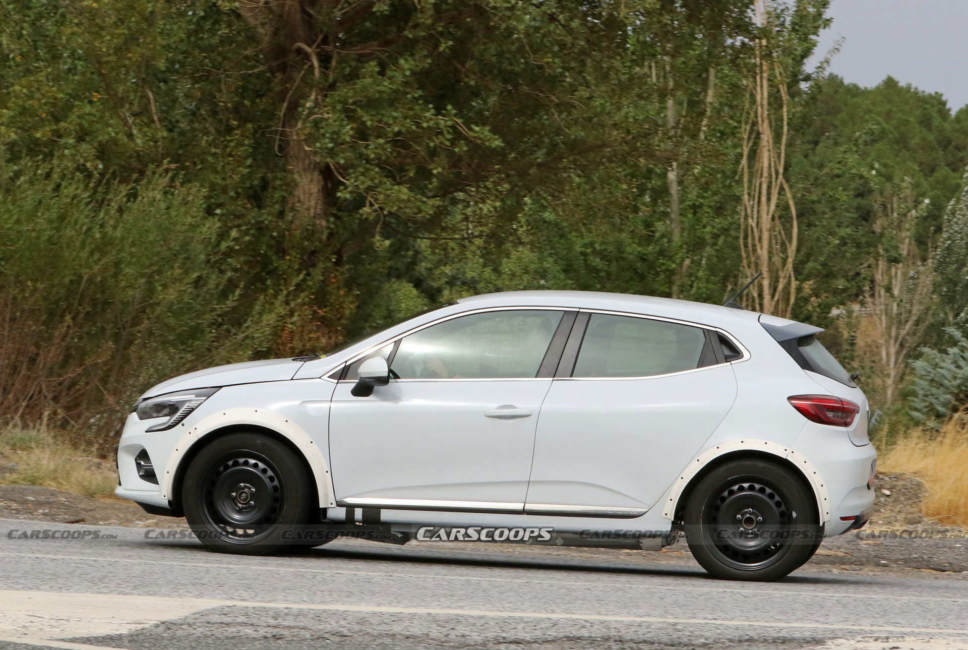 2024 Renault 5 Mule Spied, Previews An Affordable Electric City Car ...