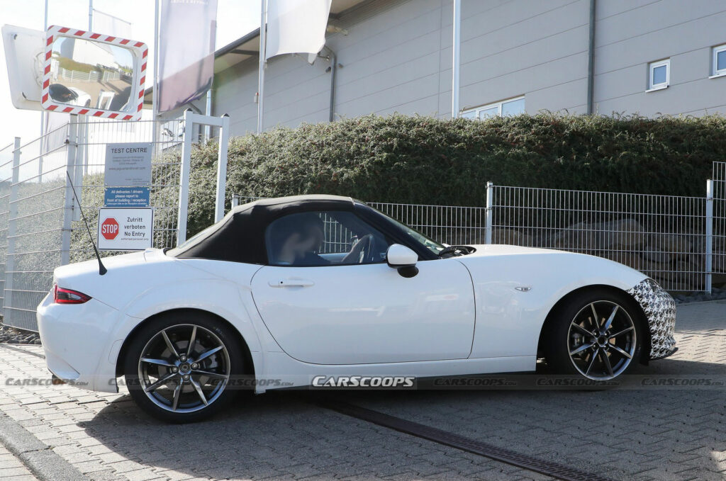 Next-Gen 2026 Mazda MX-5 Miata Mule Spied, Should Combine Fun With Efficiency | Carscoops