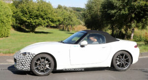Next-Gen 2025 Mazda MX-5 Miata Mule Spied, Should Combine Fun With ...