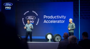 2024 Ford Transit Custom Revealed With Diesel, PHEV, And EV Powertrain ...