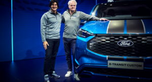 2024 Ford Transit Custom Revealed With Diesel, PHEV, And EV Powertrain ...