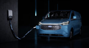 2024 Ford Transit Custom Revealed With Diesel, PHEV, And EV Powertrain ...