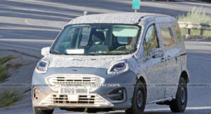 2024 Ford Transit / Tourneo Courier Mule Spotted With Puma Headlights ...