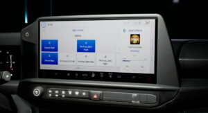 2024 Ford Transit Custom Revealed With Diesel, PHEV, And EV Powertrain ...