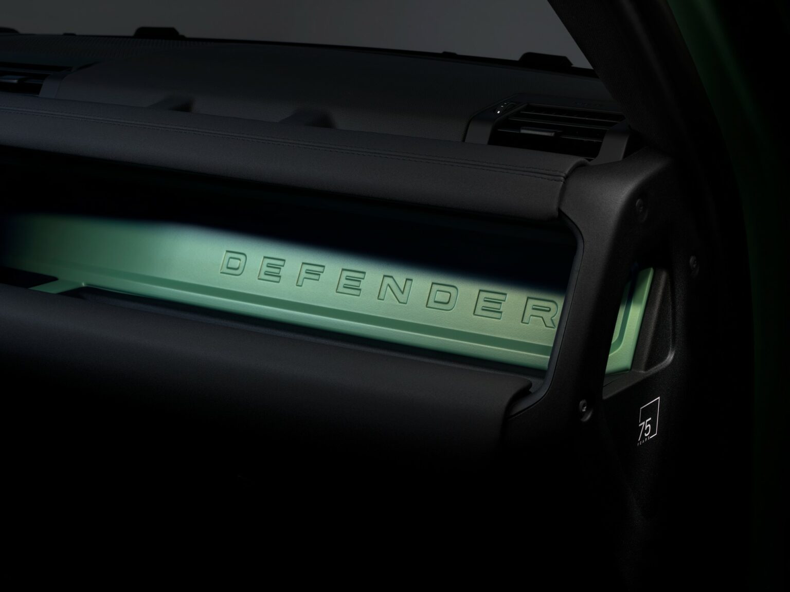 2023 Land Rover Defender 75th Limited Edition Celebrates A Special ...