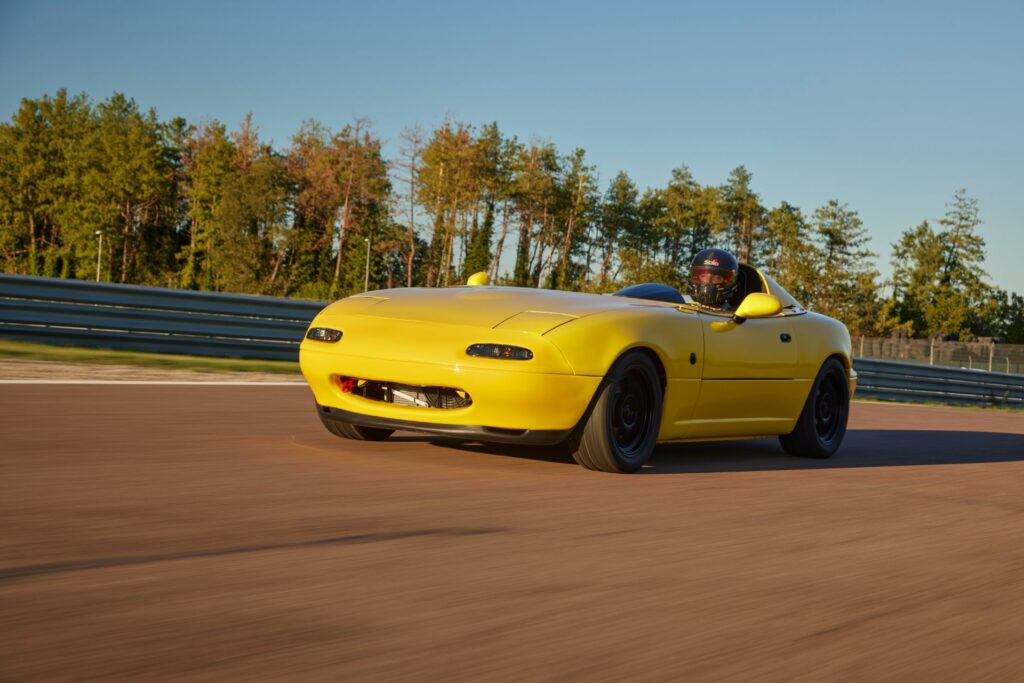 Single-Seater Mazda MX-5 NA With An ND Engine Looks Like A Lot Of Fun ...