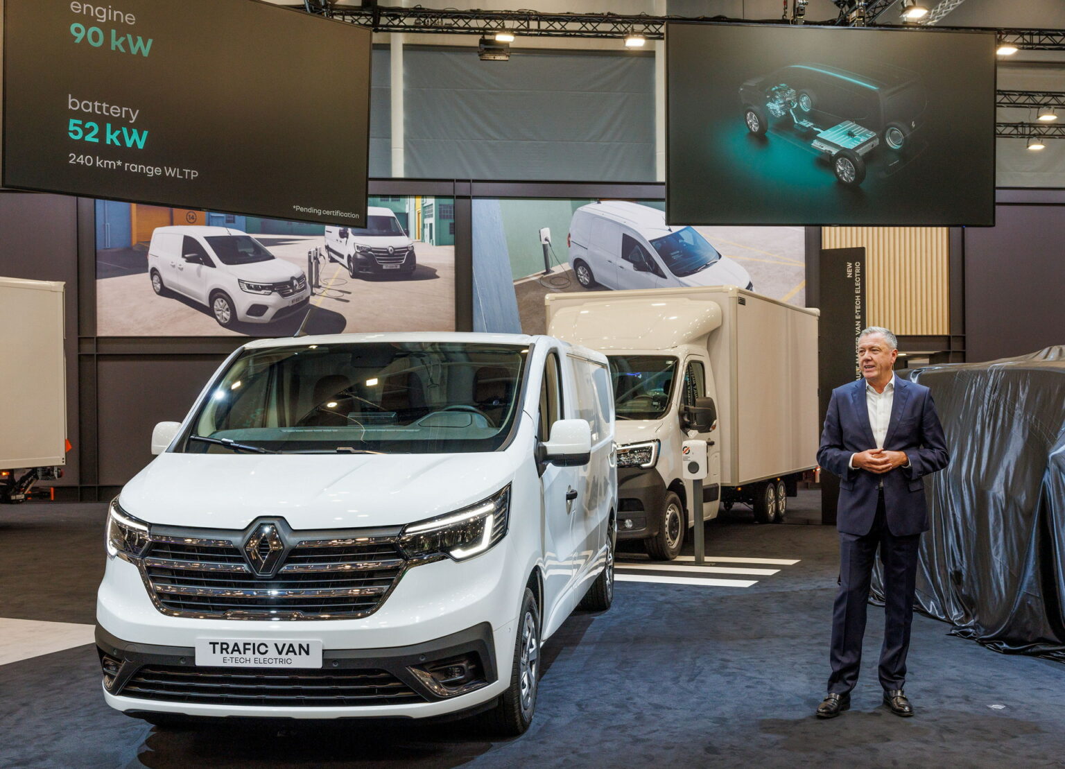 Renault Unveils Trafic Van E-Tech Electric LCV With A 149-Mile Range ...