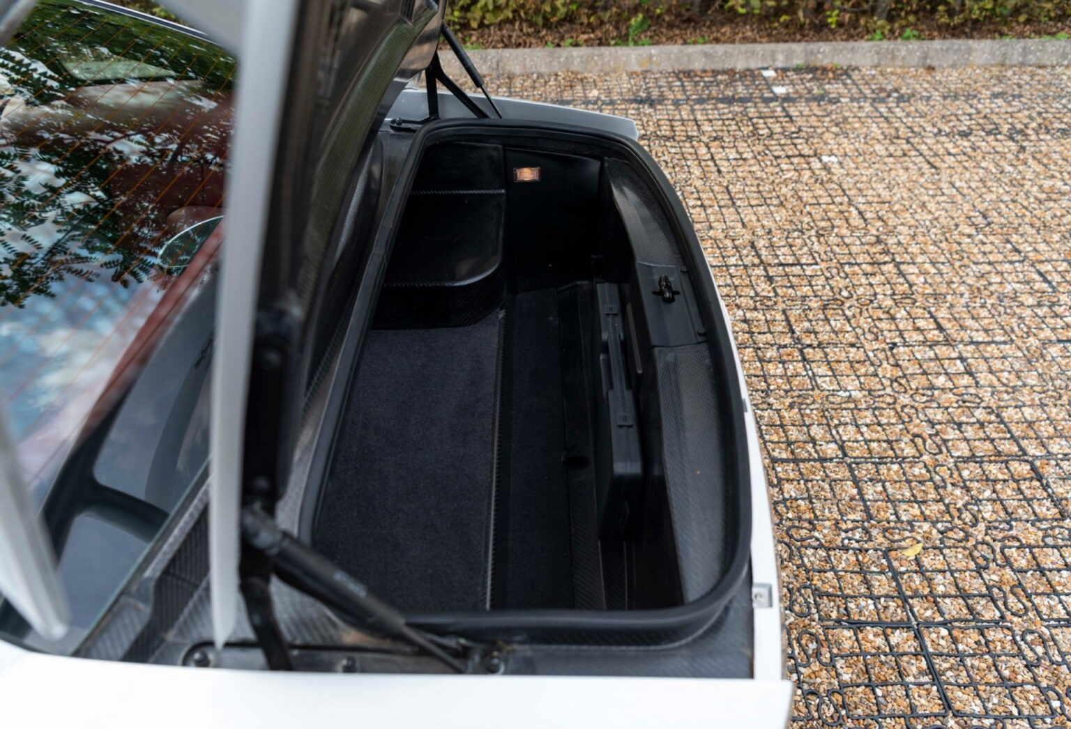 Low-Mileage 2005 MG XPower SVR Is A Rare Kind Of Sportscar | Carscoops
