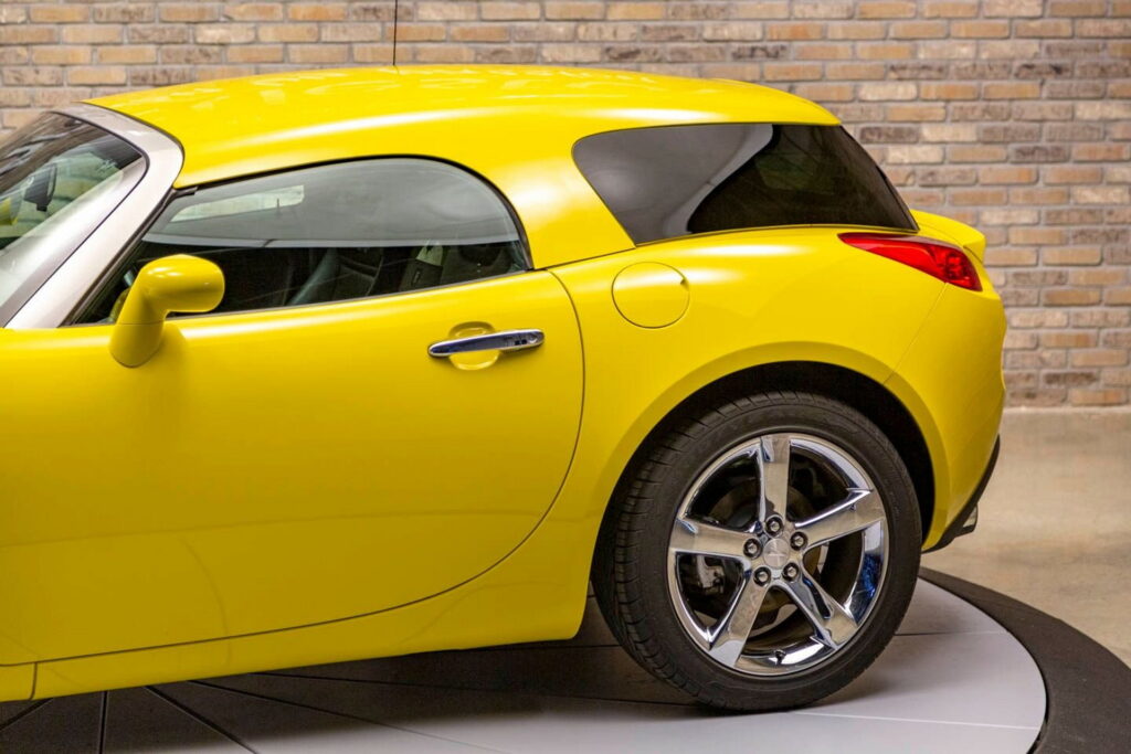 Pontiac Solstice GXP Nomad With Rare Concept Top Might Be A Deal At ...