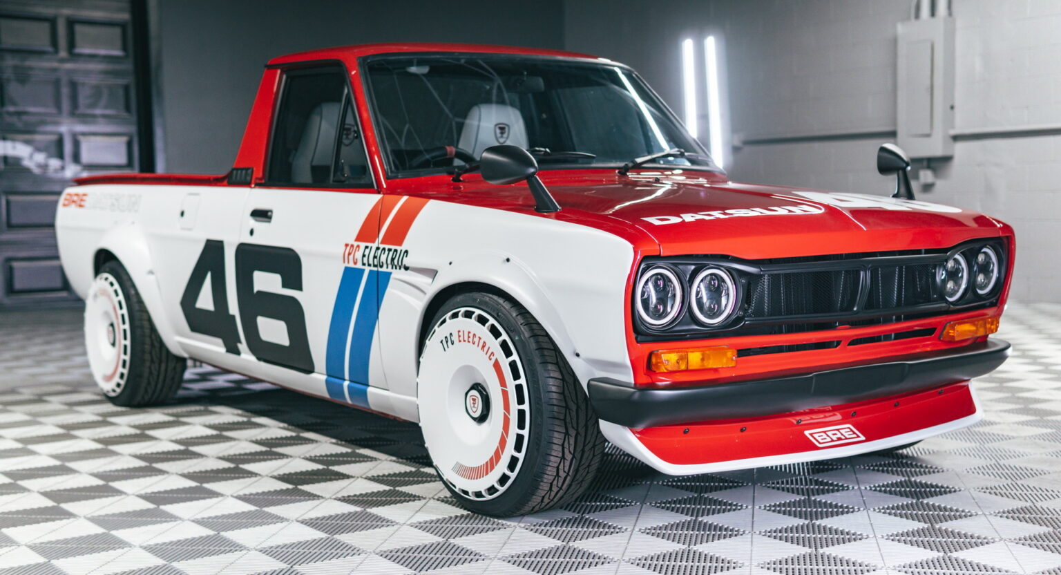 Nissan Bringing Electromod Sunny Truck, 1,300 HP Formula Drift Z, And ...