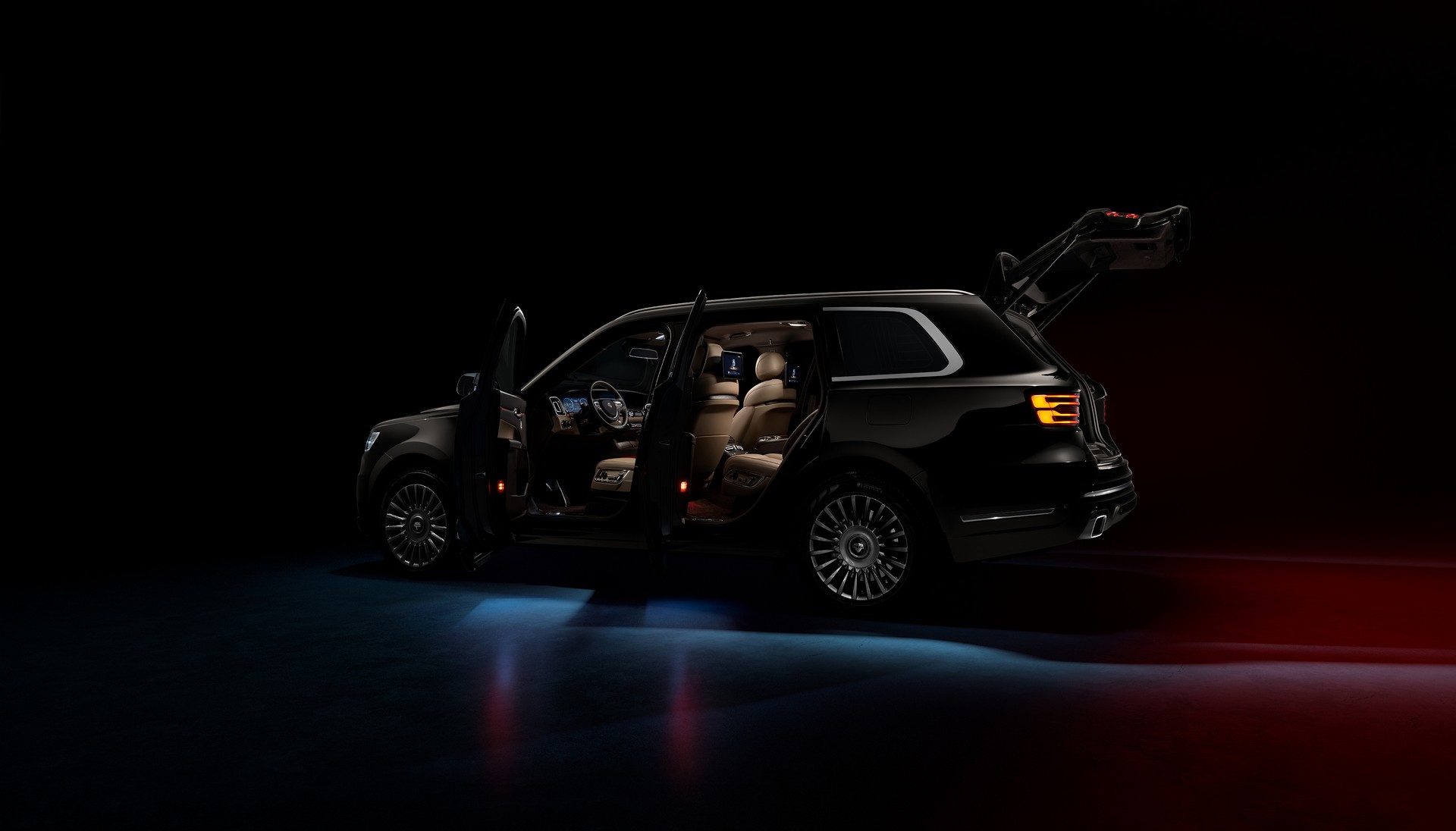 Aurus Komendant Debuts As A Russian Ultra-Luxury SUV With Four-Seats ...