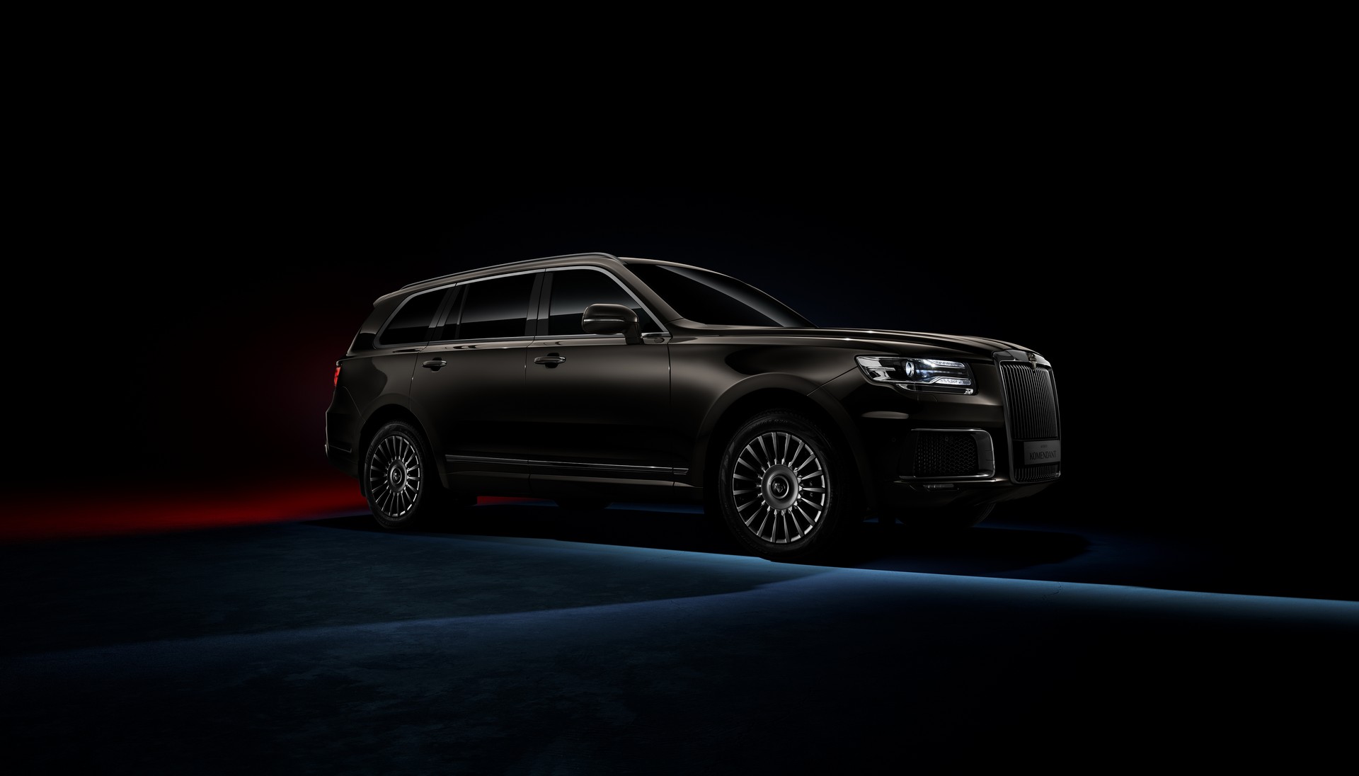 Aurus Komendant Debuts As A Russian Ultra-Luxury SUV With Four-Seats ...
