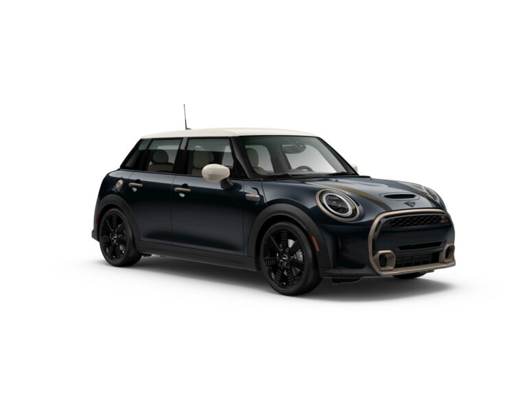 MINI Brings Back Manual Gearbox Into Some Of Its Two-Door 2023 Hardtop ...