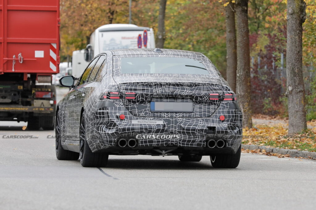 Hybrid 2024 BMW M5 Shows Production Body And Lighting, Looks ...
