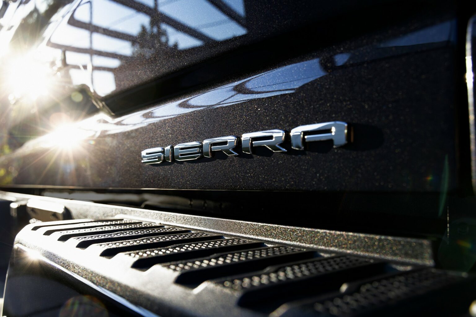2024 GMC Sierra HD Debuts As Part Workhorse And Part Luxury Vehicle ...