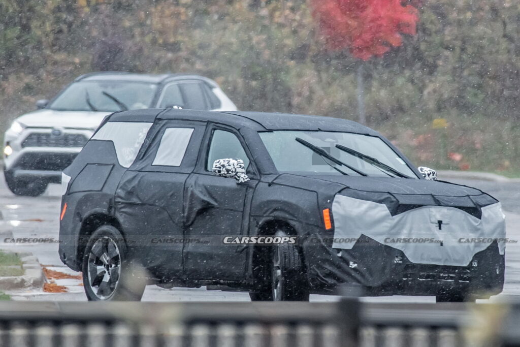 Bigger, Longer 2024 Toyota Grand Highlander Spied Testing In Michigan ...