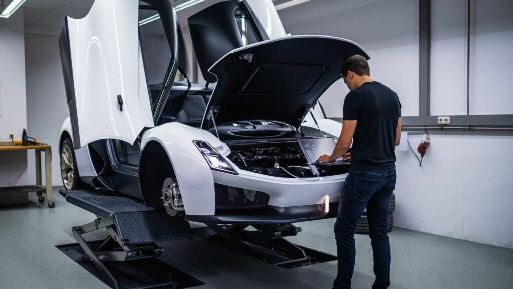 Apollo G2J Electric Sportscar Prototype Previews Brand’s Future EVs ...