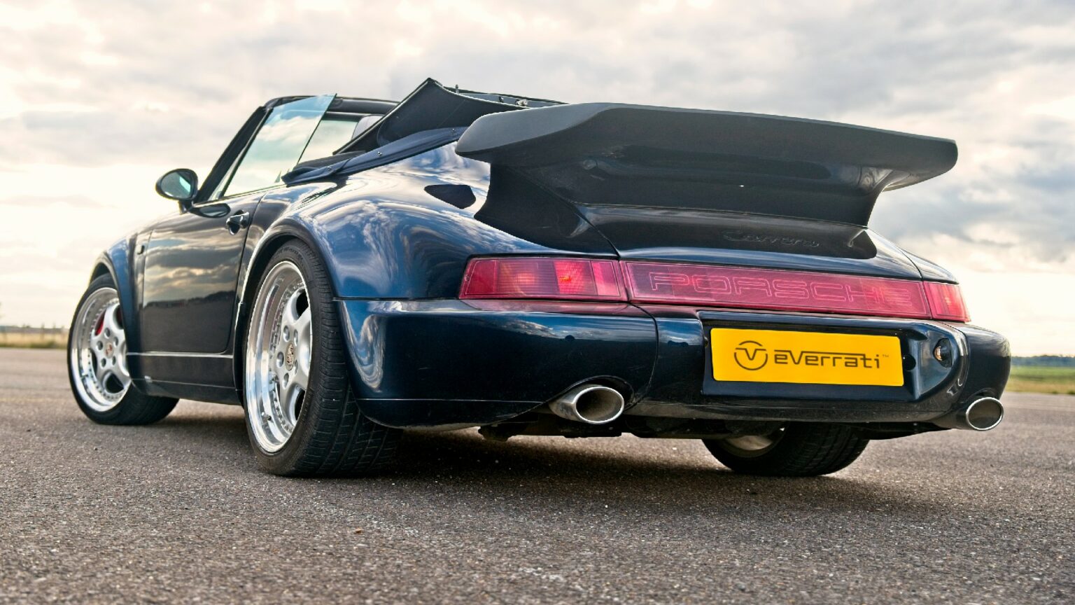 Everrati’s Electric Porsche 964 Widebody Cabriolet Blends Open-Air ...