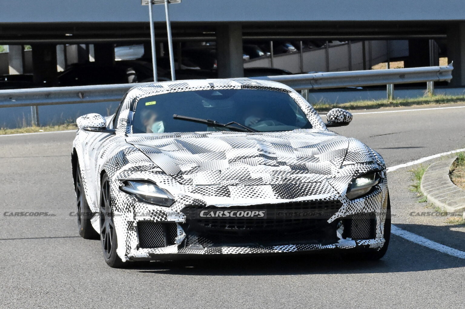 Hiding Under This Wonky V12 Ferrari Roma Mule Is The 812’s Successor ...