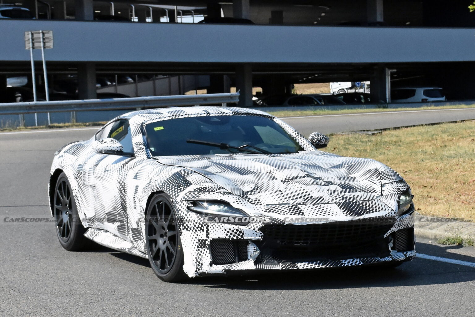 Hiding Under This Wonky V12 Ferrari Roma Mule Is The 812’s Successor ...