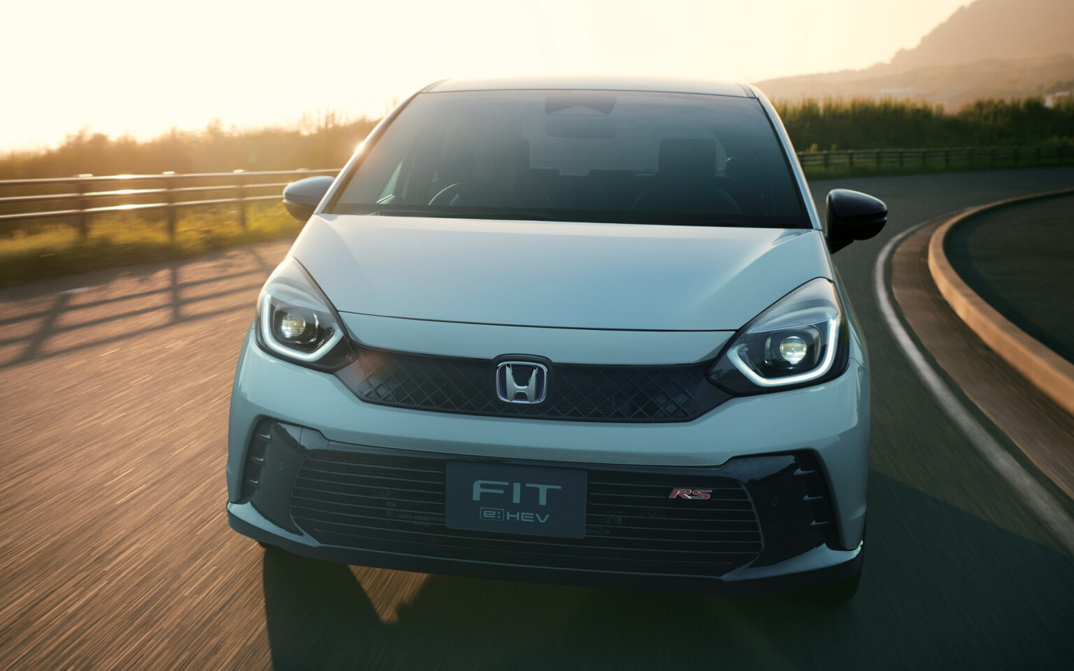 Facelifted Honda Fit Debuts In Japan With More Power And Sporty RS Trim ...