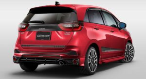 Japan's Honda Fit RS Looks Like A Type R With Mugen's New Bodykit ...