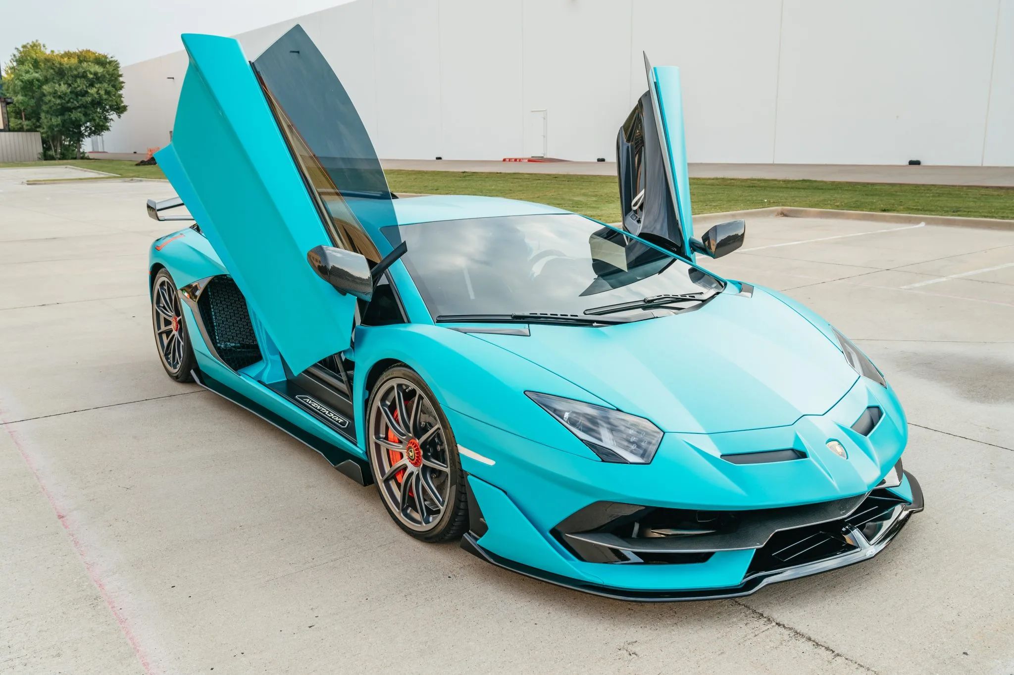 Bright Blue Lamborghini Aventador SVJ Is Just About Perfect | Carscoops